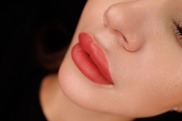 Bedeutung: Effektpigmente » NINON Kosmetik Akademie